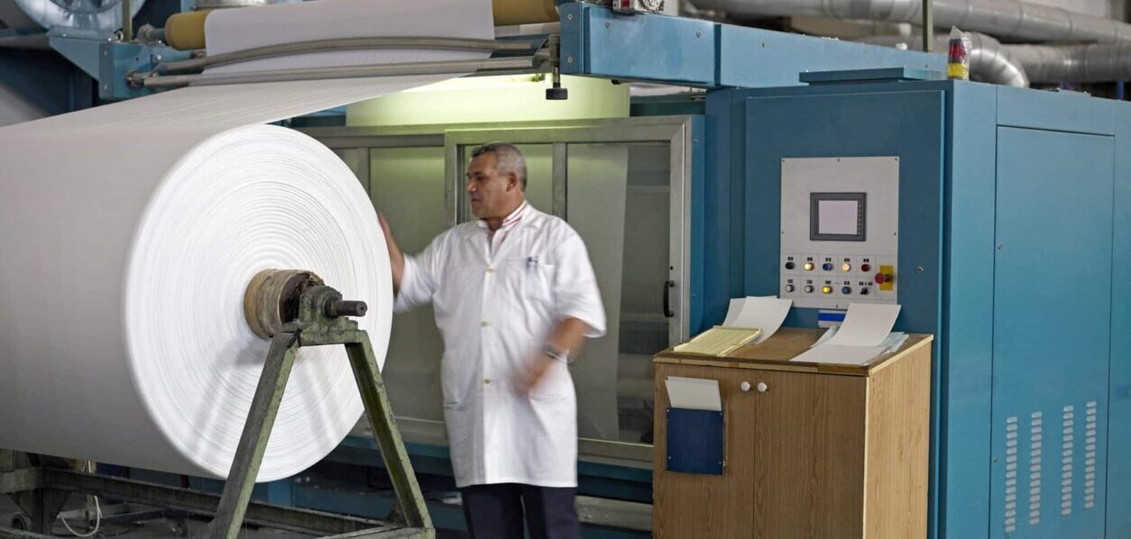 93102 - Pulping, papermaking and coating control operators - WorkPEI